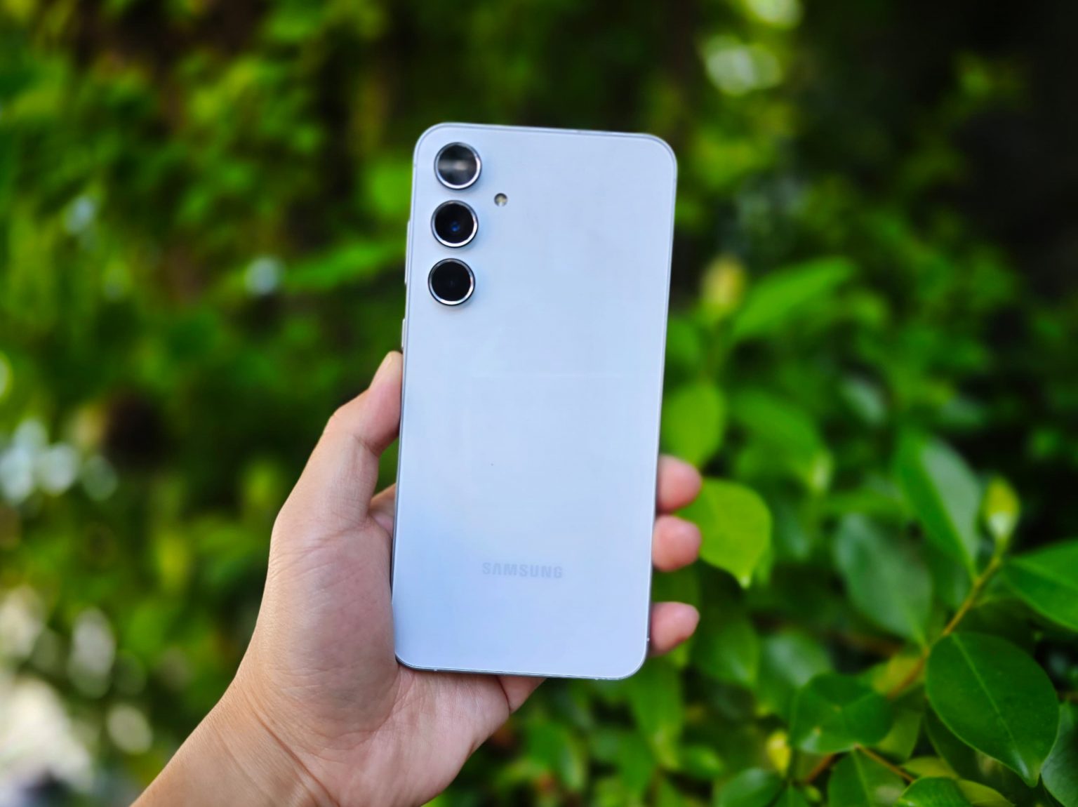 Samsung Galaxy A55 5G 開箱初體驗：外形更高階、運行更快速、軟體更安全！ - VTECH