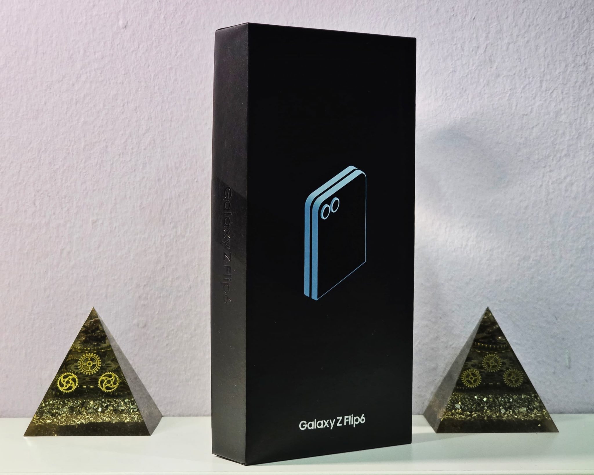 Samsung Galaxy Z Flip6 開箱初評測：這次的規格與功能升級有點多 ~ - VTECH