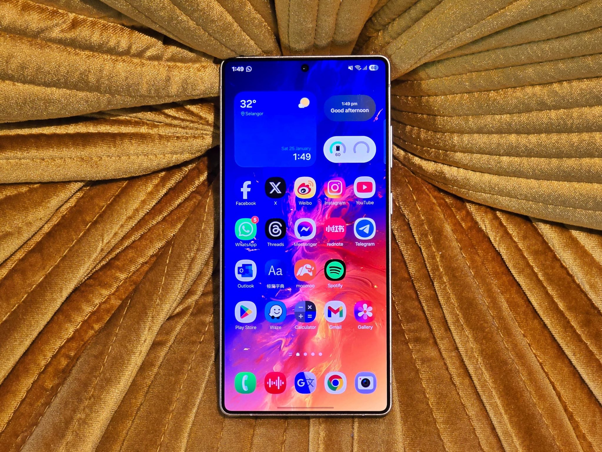 Samsung Galaxy S25 Ultra 開箱初体验：更輕薄設計，更强勁性能、更多實用兼好玩 AI ！ - VTECH