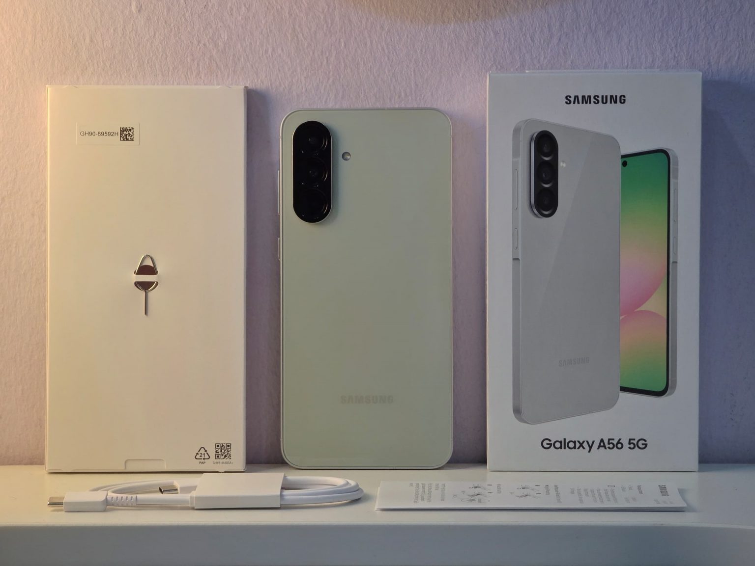 Samsung Galaxy A56 5G 開箱初體驗：更有趣了 ~ 當中端機也開始玩起輕薄設計與 AI 功能！ - VTECH